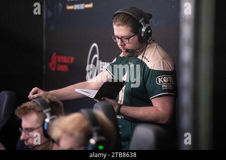HELSINKI, FINNLAND - 29. NOVEMBER: Coach Mikko „xartE“ Valimaa von der ...