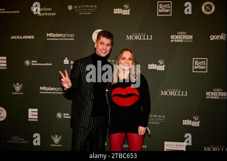 Maximilian Seitz und Regina Halmich bei der Strassenfeger Charity ...