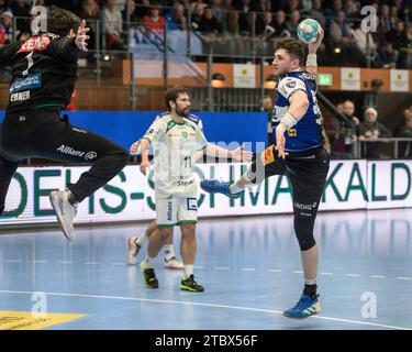 Justin Kurch (Kreis, THSV Eisenach, #52), Tomas Mrkva (TW, THW Kiel, Nr ...