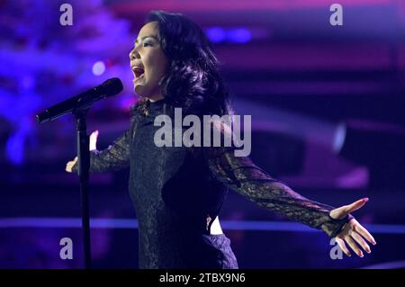 Joy Esquivias im Finale der 13. Staffel der Castingshow „The Voice of ...