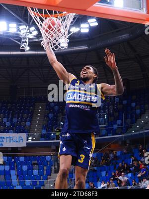 Deonta Smith Ikeon (Elachem Vigevano 1955) während des Wegreenit Urania ...