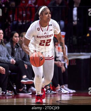 Rutgers Scarlet Knights Center Kassondra Brown (22) und Garde Kaylene ...