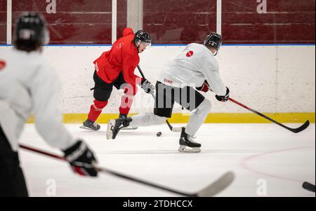 Nate Danielson (9), als Kanadas Team am 18. Dezember 2023 in der ...