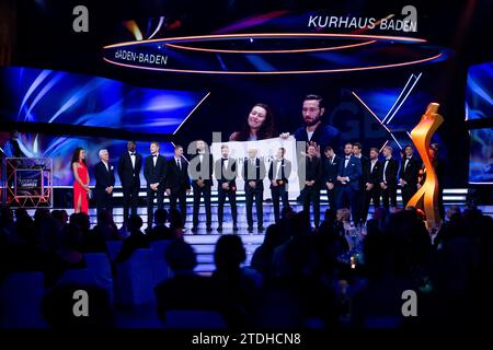 Lena Kesting (ZDF Moderatorin), Basketball Nationalmannschaft um Isaac ...