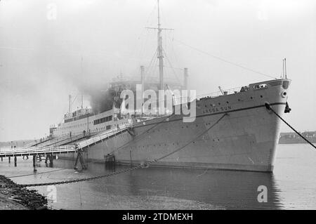 Arosa Sun, Hausboot], IJmuiden, Film1,2,3, Feuer, Feuerwehr, 09-04-1963 ...