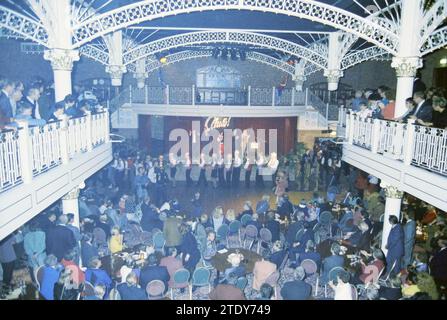 Opening Claus Party, H'dorp, Hoofddorp, Niederlande, 21-10-1991 ...