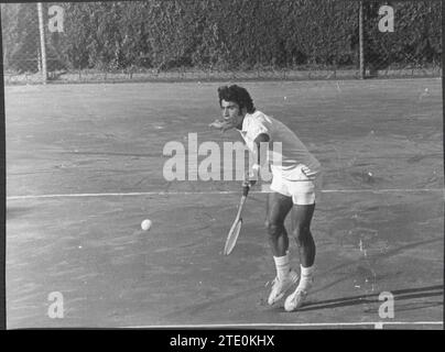 09/25/1970. Manolo Orantes tritt gegen Manolo Santana im Finale des IX ...