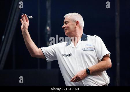 Dartspieler Steve Beaton / Bronze Adonis bei der World Darts Gala 2023 ...