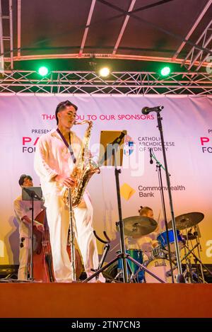 Das Yeo Quintett mit Leah Berry, Gesang, Justin Yeo, Flöte und Saxophon ...