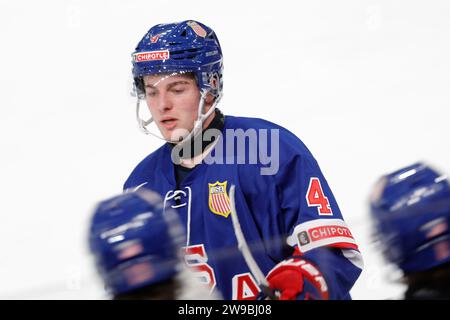 Gavin Brindley erzielte 2-0 Punkte beim Eishockeyspiel der IIHF Junior ...