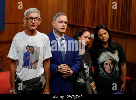 Caracas, Venezuela. Dezember 2023. Jose Rafael Gonzalez Ollarves (l-r ...