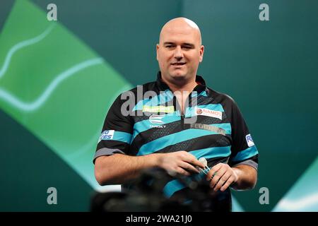 Rob Cross in Aktion gegen Chris Dobey (nicht abgebildet) am 14. Tag der ...