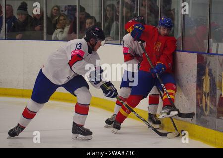 Dumfries, 15. Dezember 2023. Bernard Brown und Archie Hazeldine ...