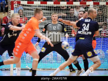 Emil Nielsen aus Dänemark. Das Handballspiel der Männer im ...