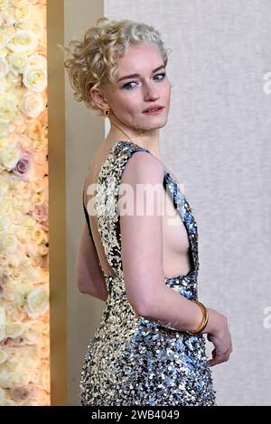 Julia Garner bei der Verleihung der 81. Golden Globe Awards im Beverly Hilton Hotel. Beverly ...