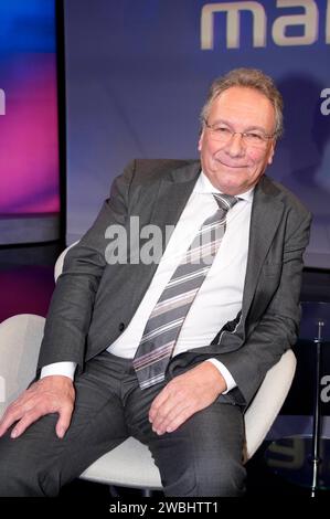 Klaus Ernst in der ARD-Talkshow hart aber fair im Studio Adlershof ...