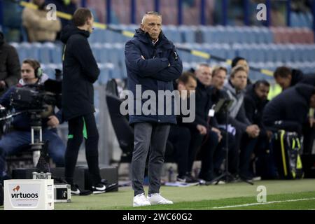 ARNHEM – Vitesse-Trainer Edward Sturing während des niederländischen ...
