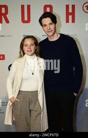 Sonja Gerhardt bei der Premiere der ARD und CBS TV-Serie 'Oderbruch' im ...