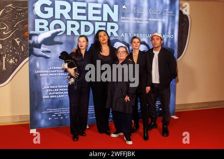 Agnieszka Holland und Maja Ostaszewska bei der Premiere des Kinofilms ...