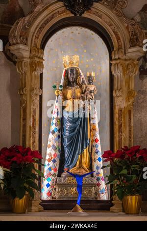 Das Heiligtum von Oropa (italienisch santuario di Oropa) ist ein ...