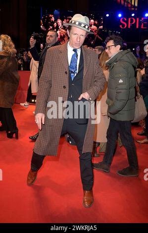 Alexander Scheer bei der Verleihung des Goldenen Ehrenbären an Martin ...