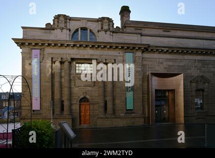 Das ehemalige Rathaus von Perth wurde zum Perth Museum umgebaut und ...