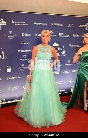 Kamilla Senjo beim 16. SemperOpernball 2024 in der Semper Oper. Dresden ...