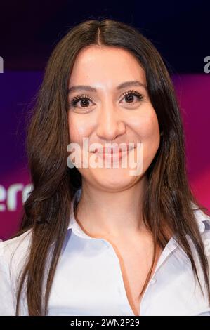 Alev Dogan in der ARD-Talkshow maischberger im Studio Berlin Adlershof ...