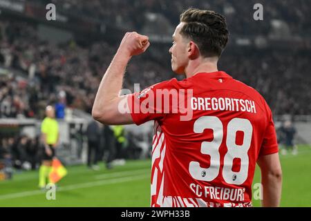 Freiburger Michael Gregoritsch feiert das erste Tor ihrer Mannschaft im ...