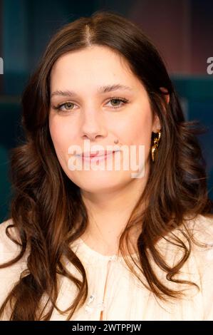 Tara-Louise Wittwer - WasTaraSagt - Autorin, Kulturwissenschaftlerin ...