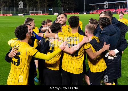 EINDHOVEN, NIEDERLANDE - 1. APRIL: Calvin Raatsie von Roda JC, Joey ...