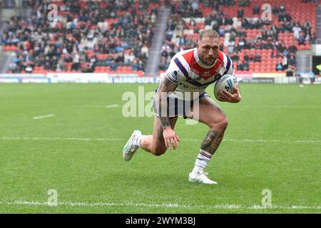 Doncaster, England - 7. April 2024 Wakefield Trinity's Ky Rodwell ...