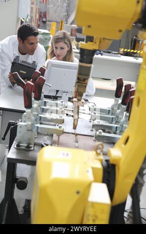 Shipweld Monitoring the Joint Geometry for adaptive Control of Schweißparameter Industry ...