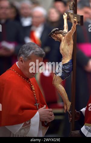 Kardinal Mario Grech, die Zeremonie der Karfreitagspriester Passion des ...