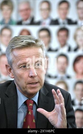 Vorsitzender der Österreichischen Volkspartei (OEVP), Dr. Alois Mock ...