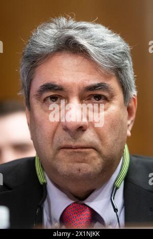 Sam Salehpour, aktueller Quality Engineer, Boeing, links, Ed Pierson ...