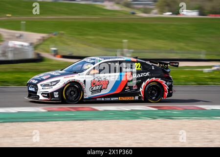 Nick Halstead 22 Team BRISTOL STREET MOTORS BTCC Media Day wird am 16 ...