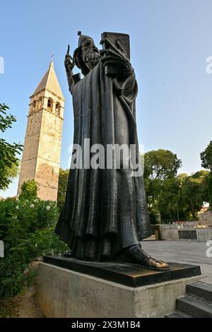 Monumentale Bronzestatue von Gregory von Nin und Sehenswürdigkeiten von ...