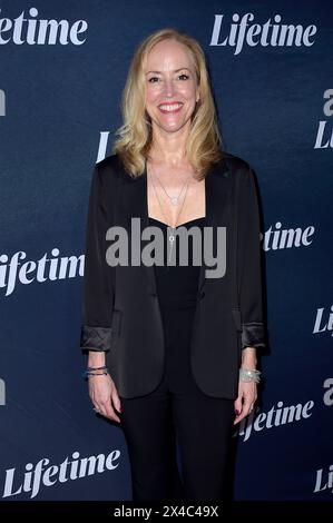 Laura Fleury beim an Evening with Life: Conversations on Controversies ...