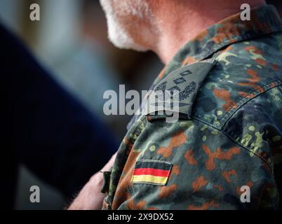 Symbolbild zum Thema Dienstgrad der Bundeswehr: Stabsfeldwebel ...