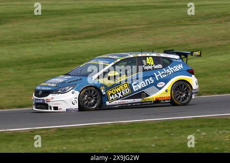 Aron Taylor-Smith – Evans Halshaw Power Maxed Racing – fuhr Vauxhall ...