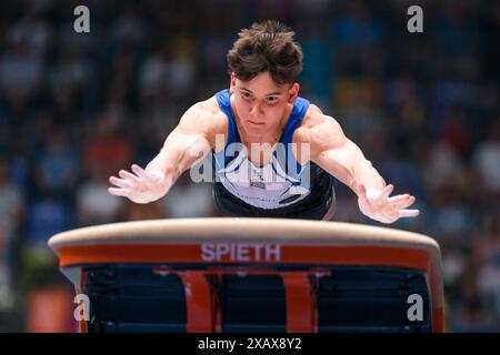 Maxim Kovalenko (Turnverein 1883 Bous e.V.) turnt am Sprung, die Finals 2024, Deutsche ...