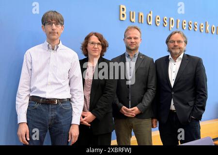 Claudio Jax, Alexandra Hoorn, Benny Folkmann und Michael Groß bei der ...