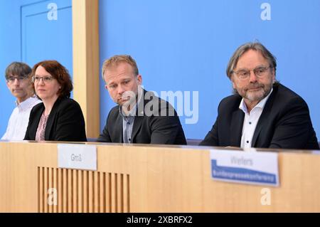 Claudio Jax, Alexandra Hoorn, Benny Folkmann und Michael Groß bei der ...