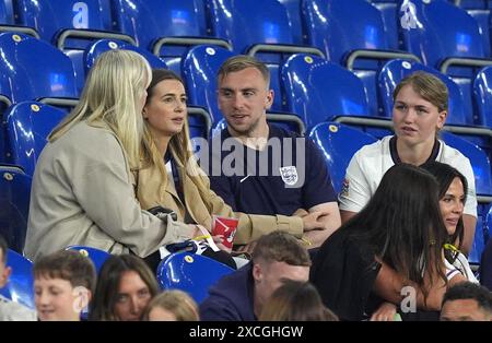 Dani Dyer, Partner des Englands Jarrod Bowen beim Gruppenspiel der UEFA ...
