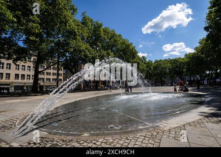 Brunnen am Neumarkt, der 1997 stillgelegte Brunnen wurde im Juni 2024 ...
