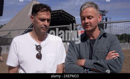 Keane's Tim Rice-Oxley und Tom Chaplin und wurde interviewt, bevor er ...