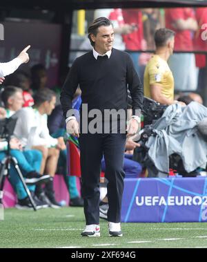 Dortmund - Trainer Vincenzo Montella beim Gruppenspiel der UEFA EURO ...