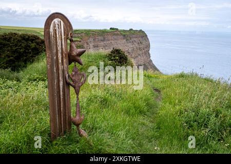 Blick entlang des Cleveland Way, zwischen Saltburn und Skinningrove ...