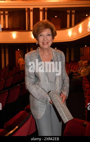 Carolin Reiber / Premiere / Bette und Joan / Komödie im Bayerischen Hof ...